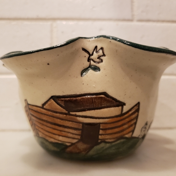 G Miller Pottery | Accents | G Miller Pottery Noahs Ark Bowl With ...